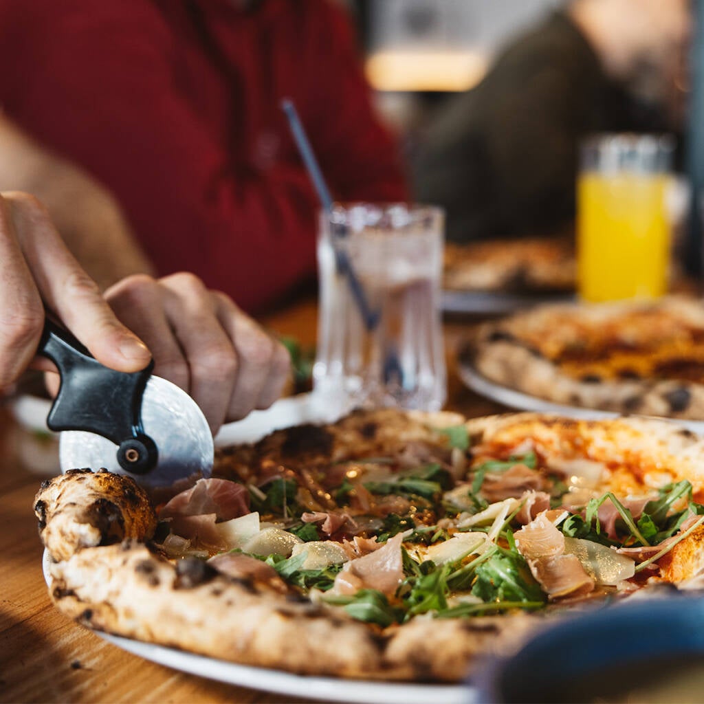 Home | Gasta Pizzeria & Bar
